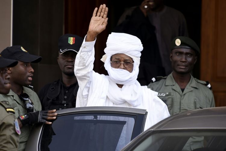 L'ancien homme fort du Tchad à la barre pour crime contre l'humanité ...