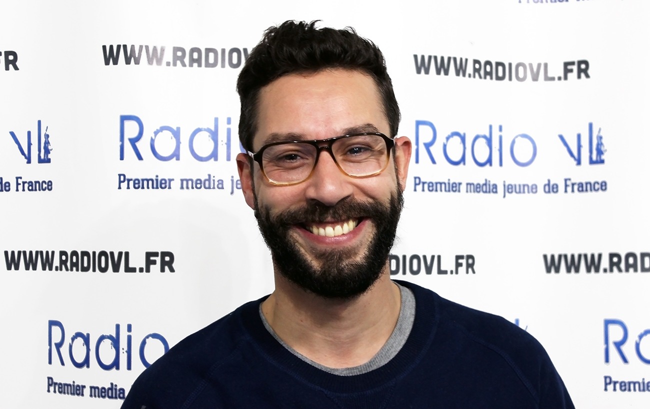 Sam Blaxter de l'Underground Comedy Club était dans Le Grand N'importe ...