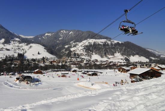 Praz-sur-Arly : la station village idéale pour varier les plaisirs | VL ...