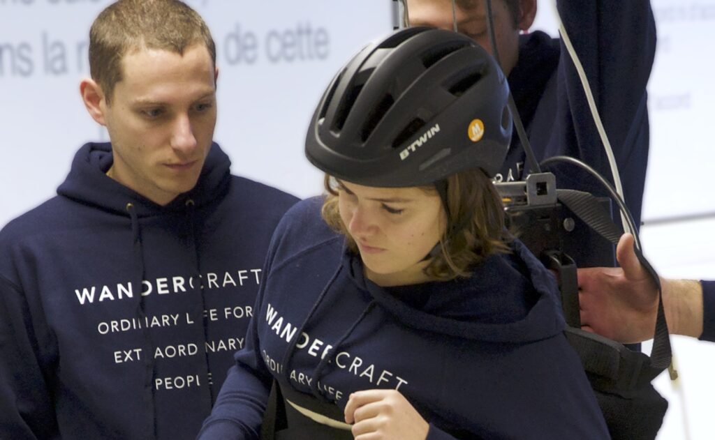 Robotique médicale : l’exosquelette révolutionnaire de Wandercraft | VL ...