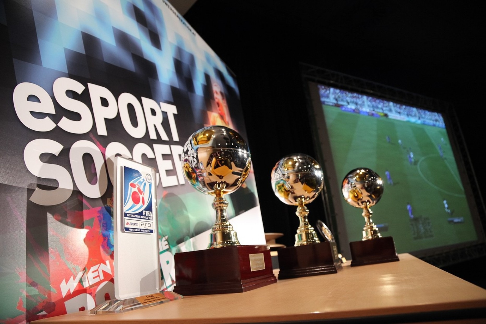 B4 esport # 16 - Les jeux de sport dans l'esport | VL Média