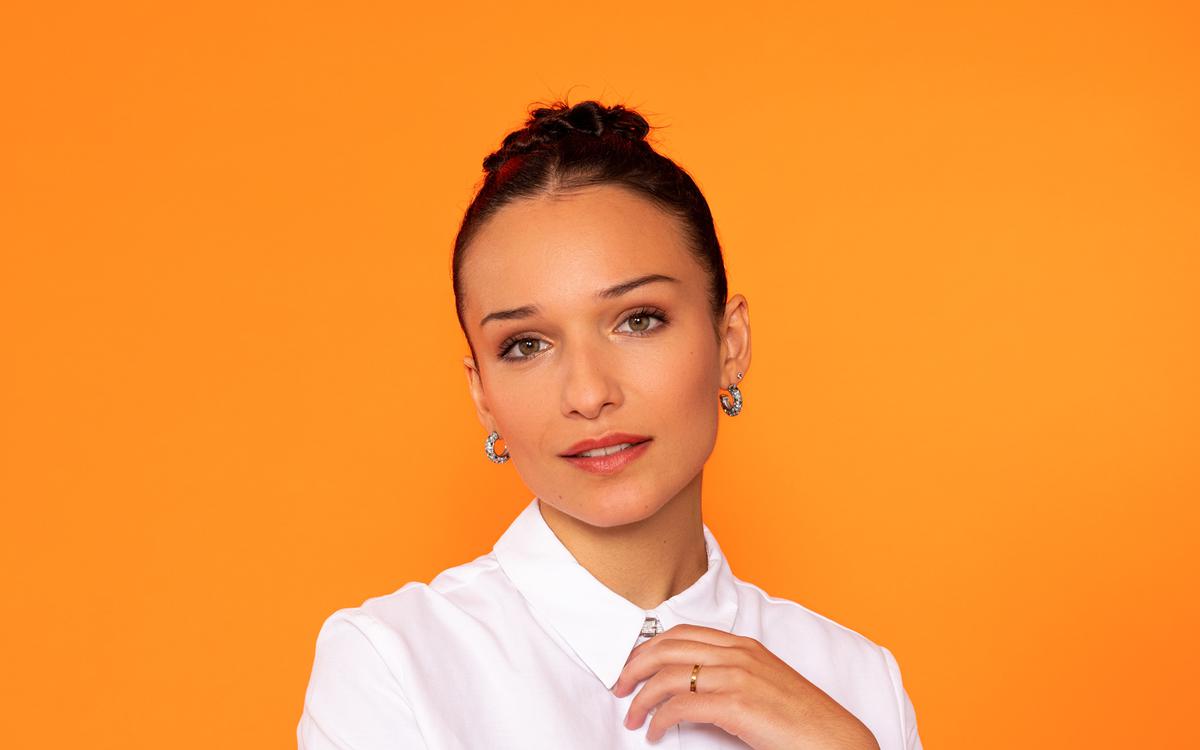 A quelques jours de la finale, comment Enola avait appris son entrée ...