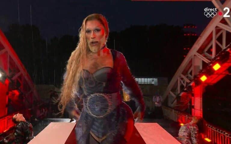 Qui est “Piche”, cette drag-queen de la cérémonie d’ouverture
