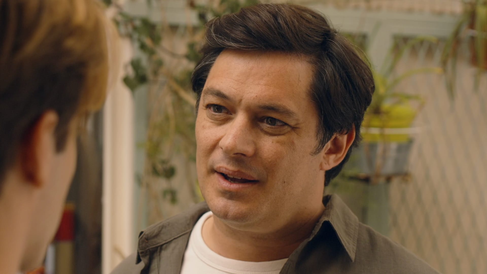 Tout pour la lumière : qui est Aurélien Wiik, l’acteur qui joue un rôle ...