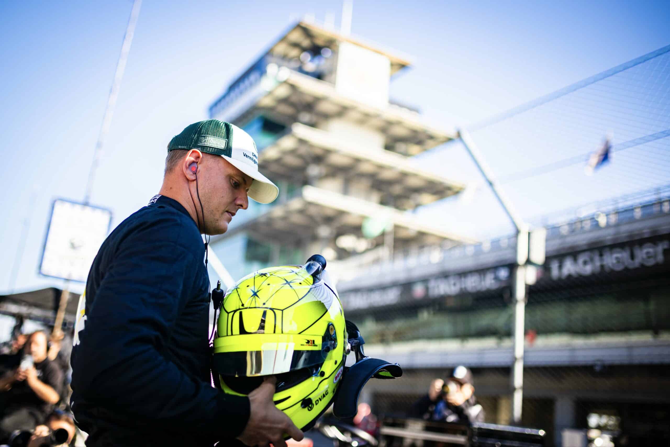 IndyCar - Mick Schumacher a testé une IndyCar à Indianapolis ! | VL Média